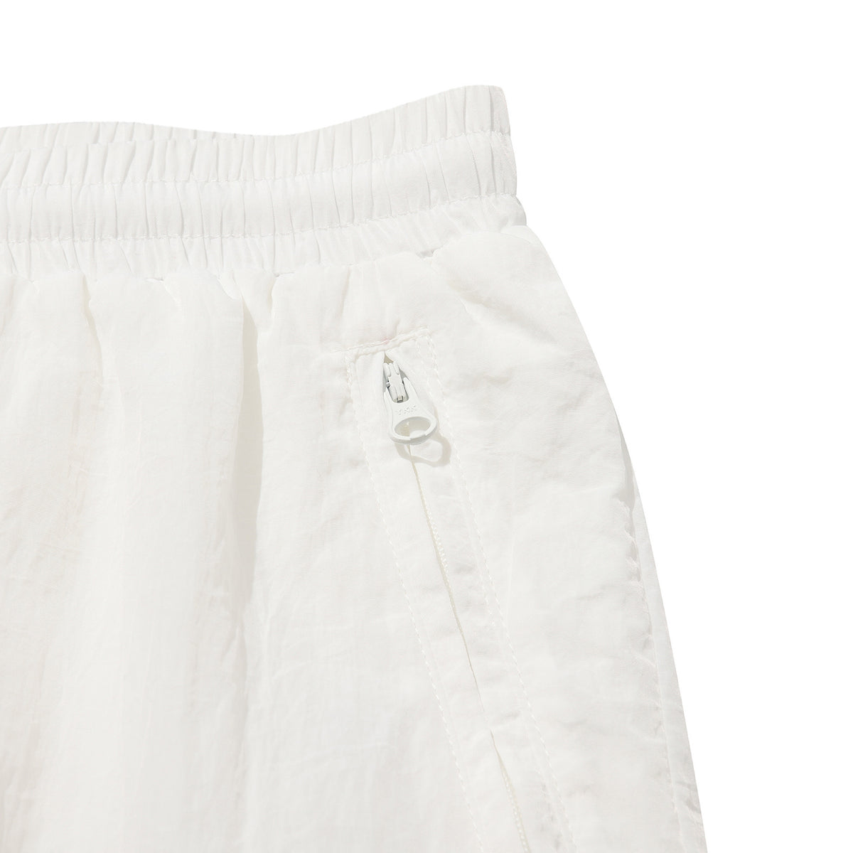 Hélas Caps - Locking Sport Shorts - White | Decimal.